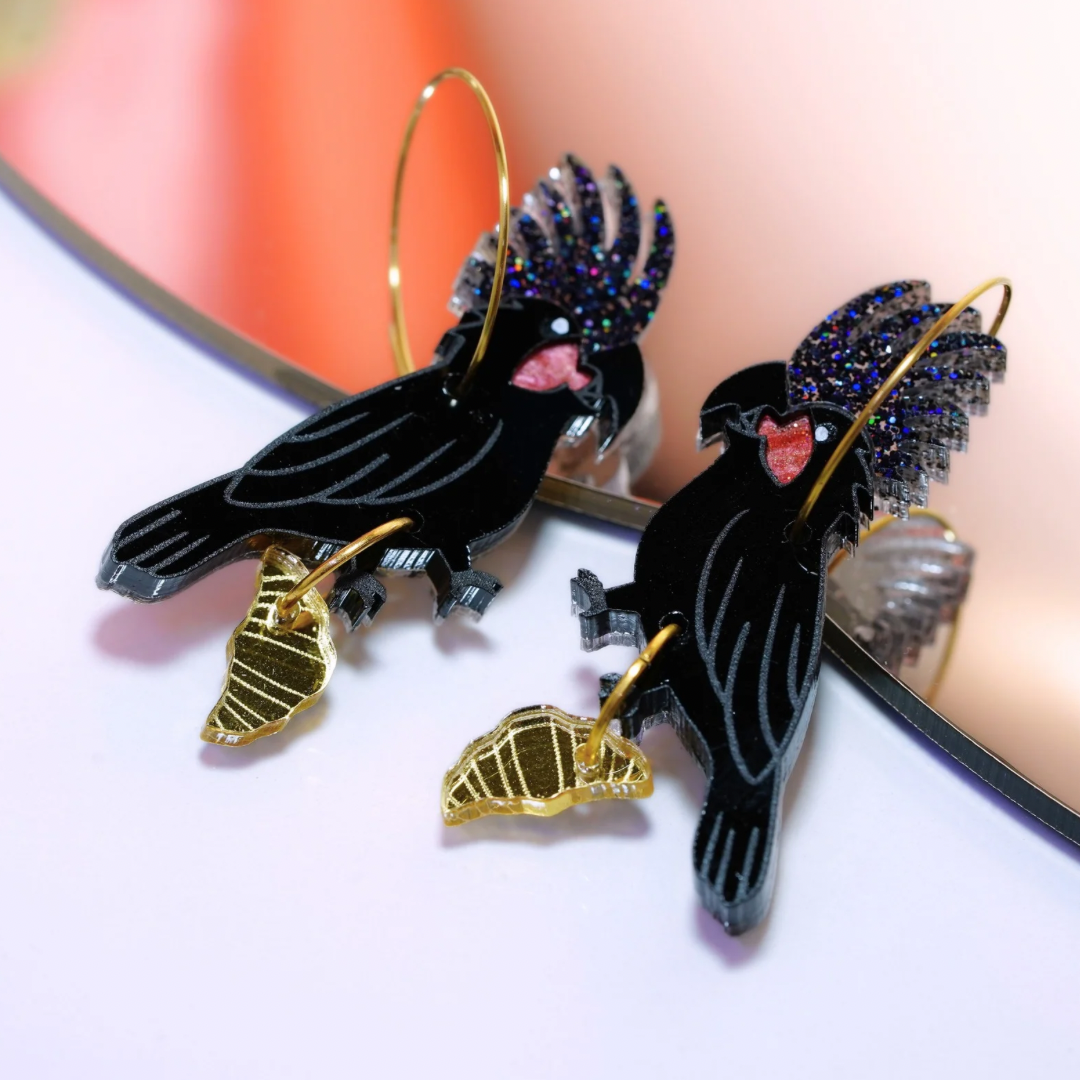 Palm cockatoo and croissant earrings – Kuppiandbear